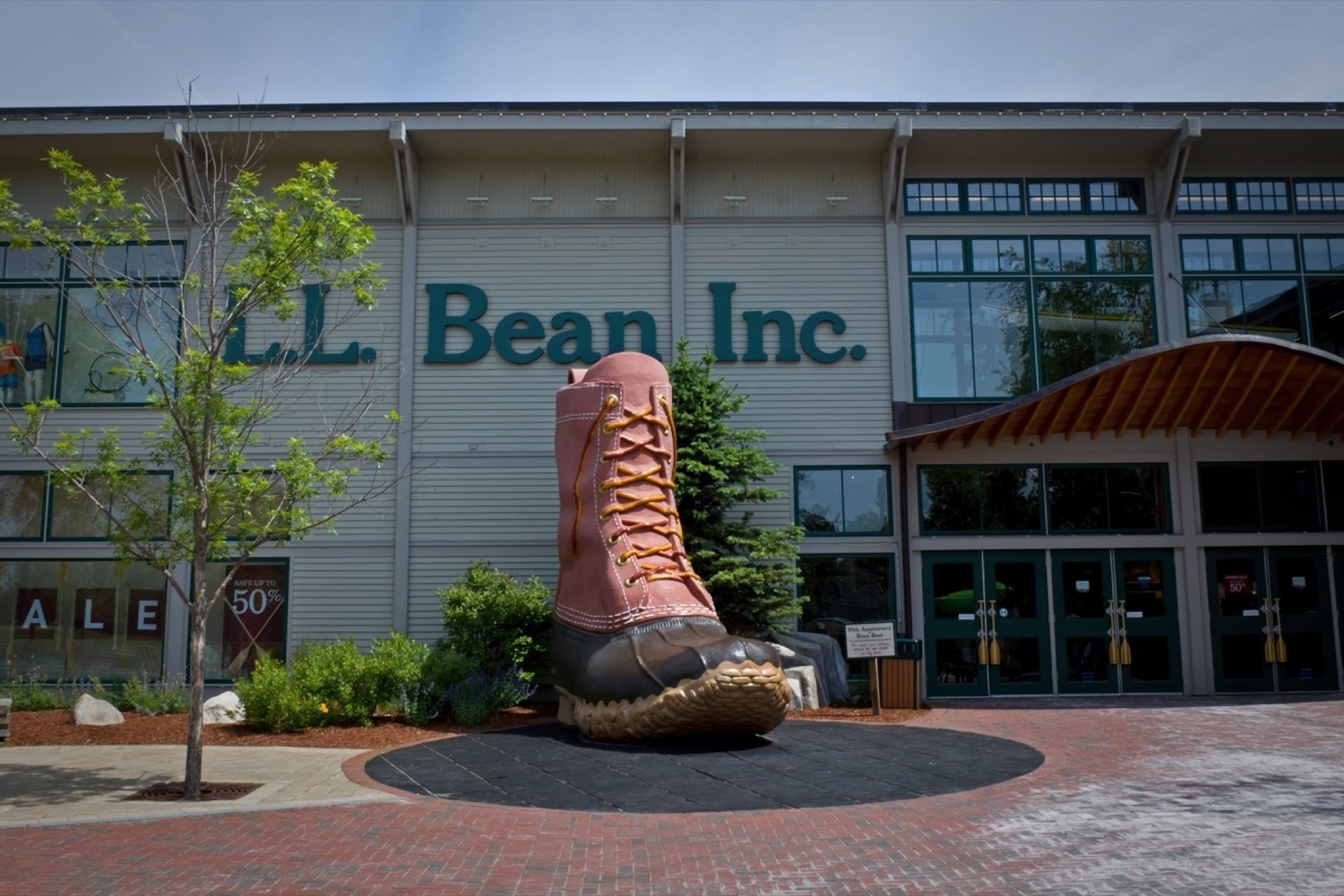 Leon L. Bean Biography