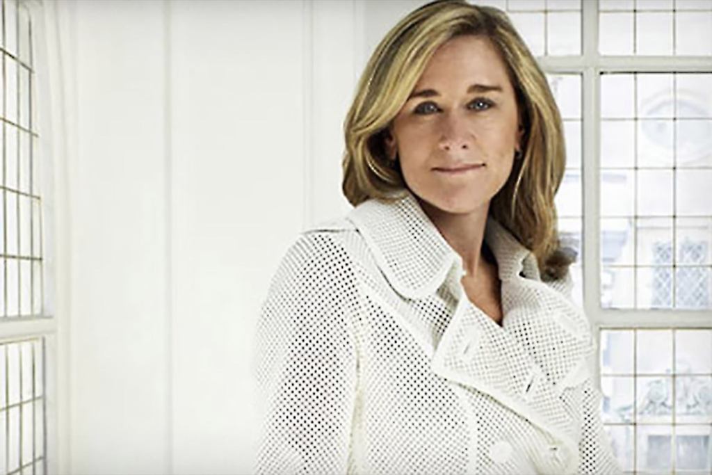 Why Burberry's CEO Will Make a Great Apple Executive