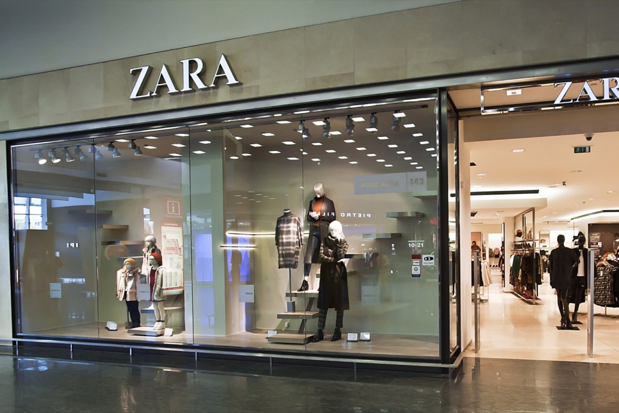 Why Zara Is Going to Install iPads in Its Fitting Rooms