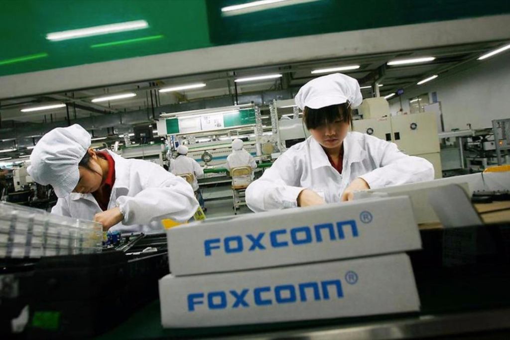 Foxconn to Pay Approximately $3.5 Billion in Sharp Takeover