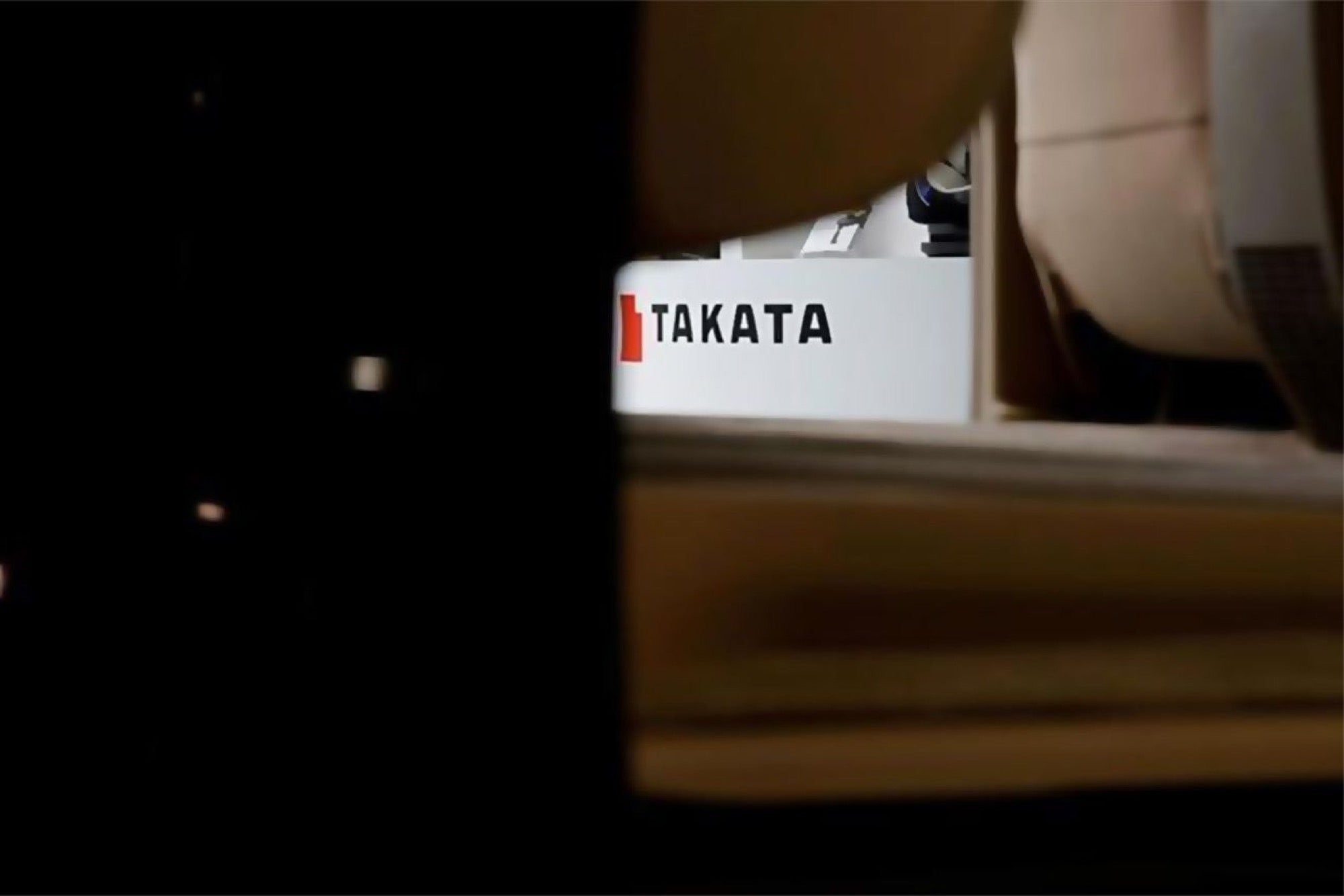 Truck Carrying Takata Air Bag Inflators Explodes in U.S., Killing One