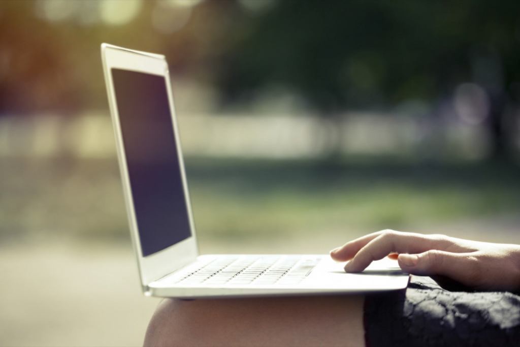 6 Tips to Building a Stronger Brand Using New Media