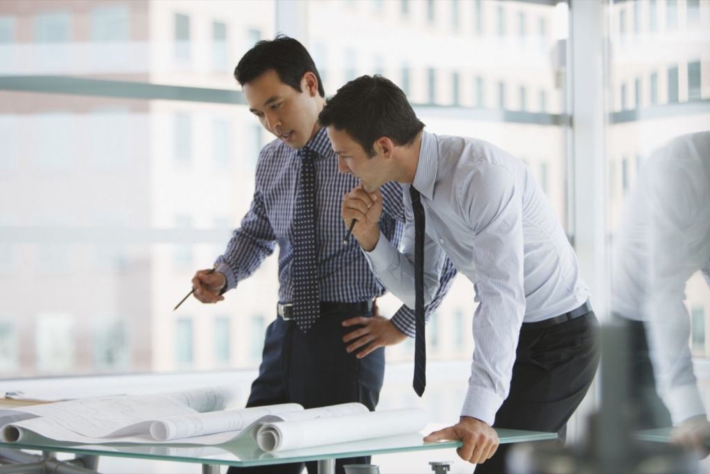 6 Ways to Make Hard Decisions Easier as a Leader
