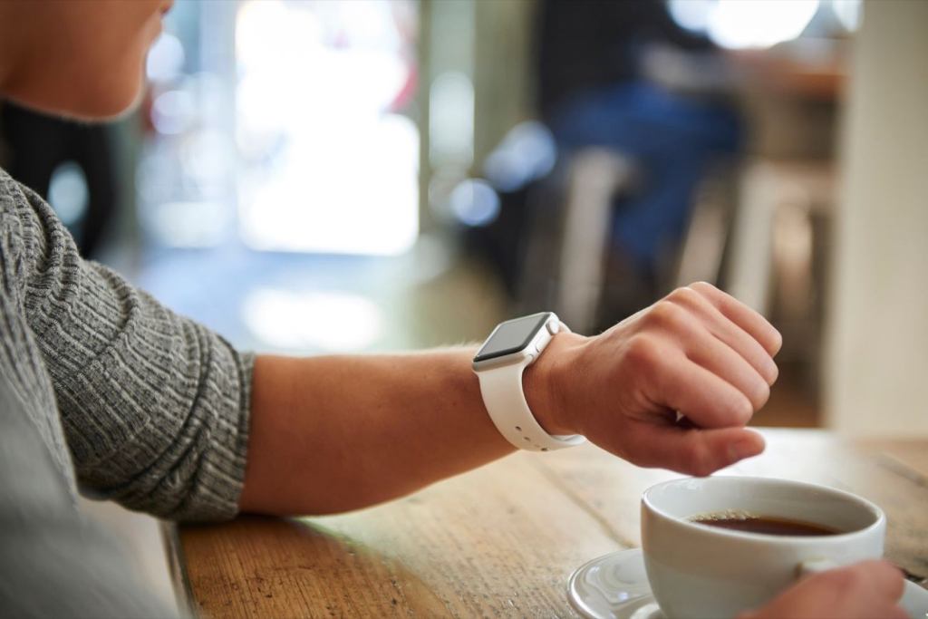 20 Apple Watch Tips to Help You Work and Play Better