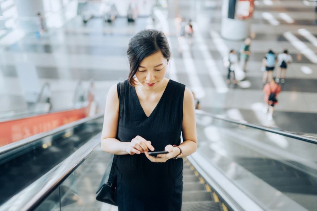 3 Steps to Turn Your Smartphone Into a Self-Improvement Engine