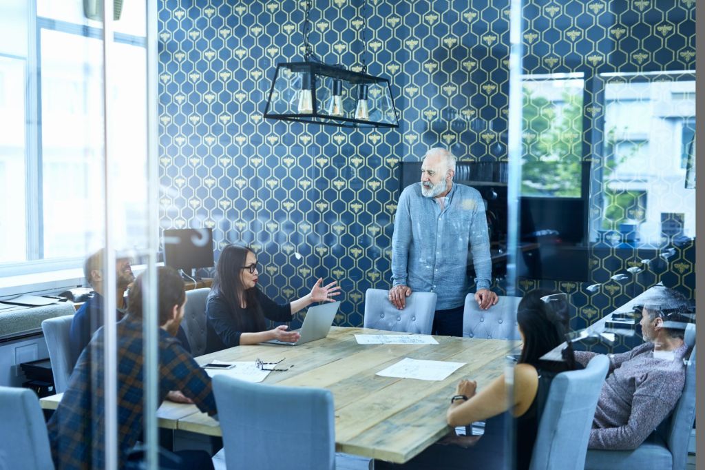 15 Traits That Set Influential People Apart