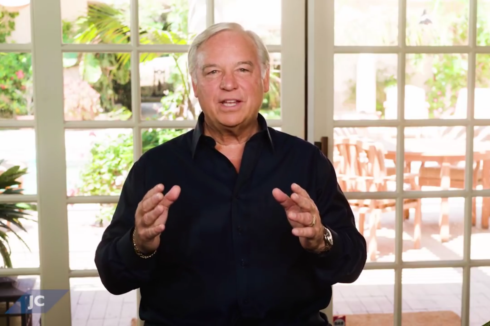 How to Regain Your Focus When Faced With a Constant Stream of Distractions