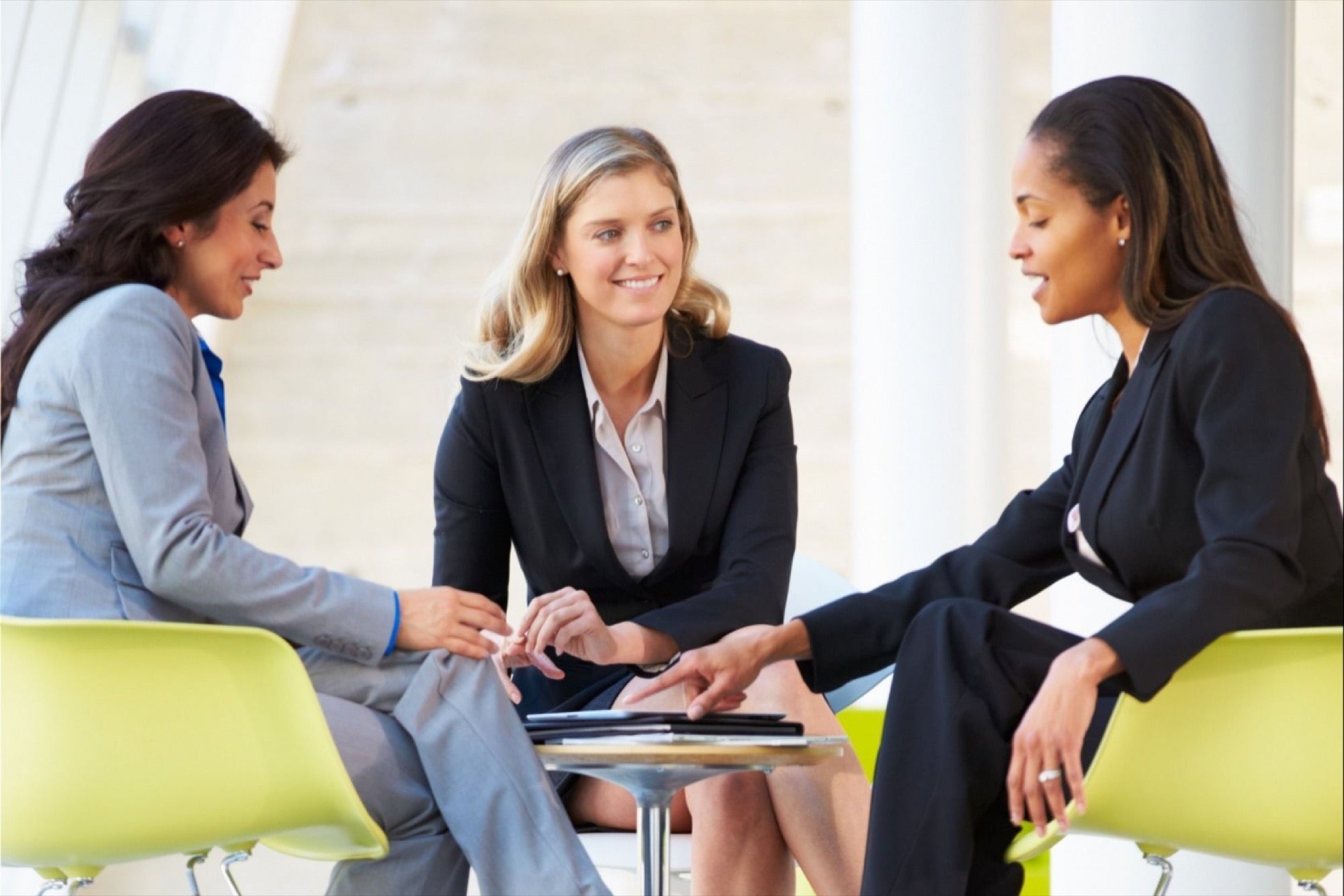 9 Ways Successful Group Networking Empowers Women Entrepreneurs