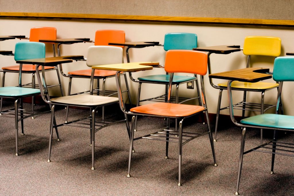 Can You Be Successful Without Getting a College Degree? (Infographic)