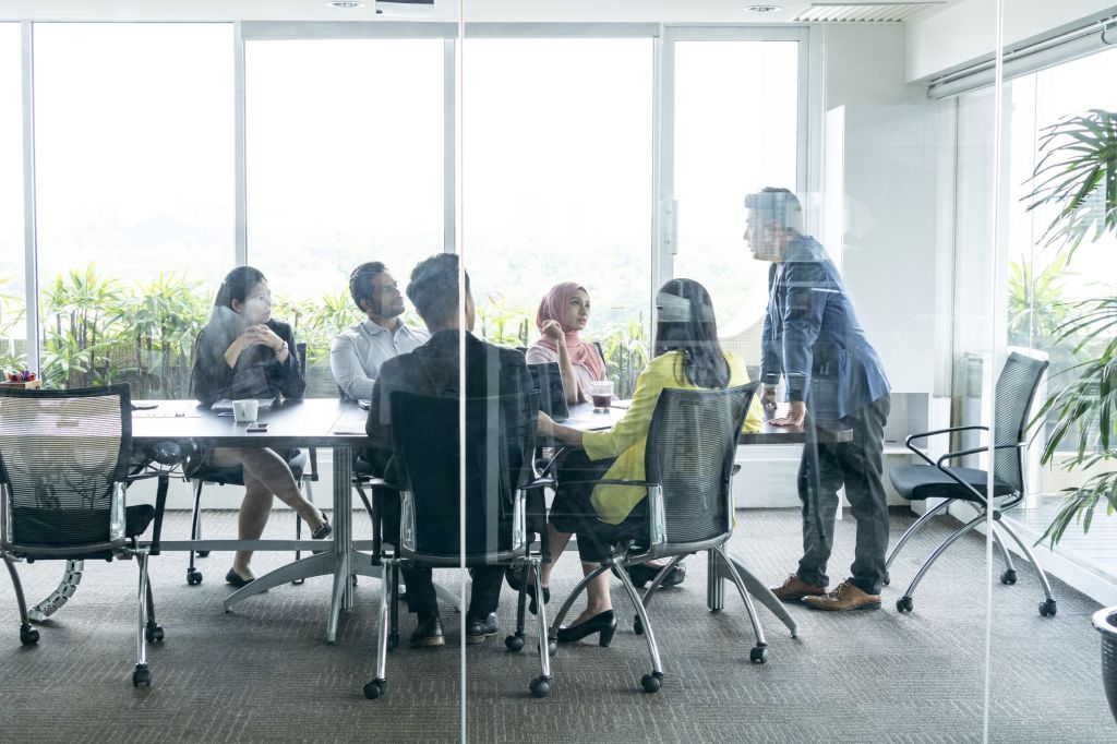 How to Shatter the 30-Employee Ceiling