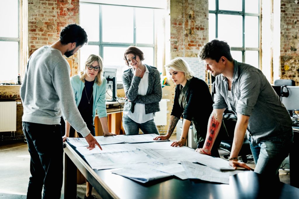 6 Steps for Hiring the Right People to Build Effective Teams