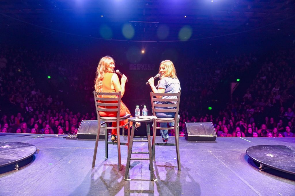 8 Podcasting Tips From the Hit 'Girls Gotta Eat'