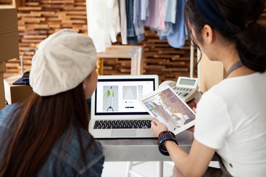 What It Takes to Launch a Successful Online Clothing Brand in 2020