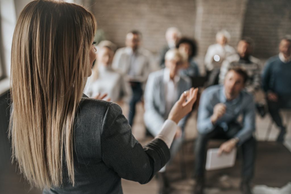 6 Ways to Keep Your Employees Learning At Work