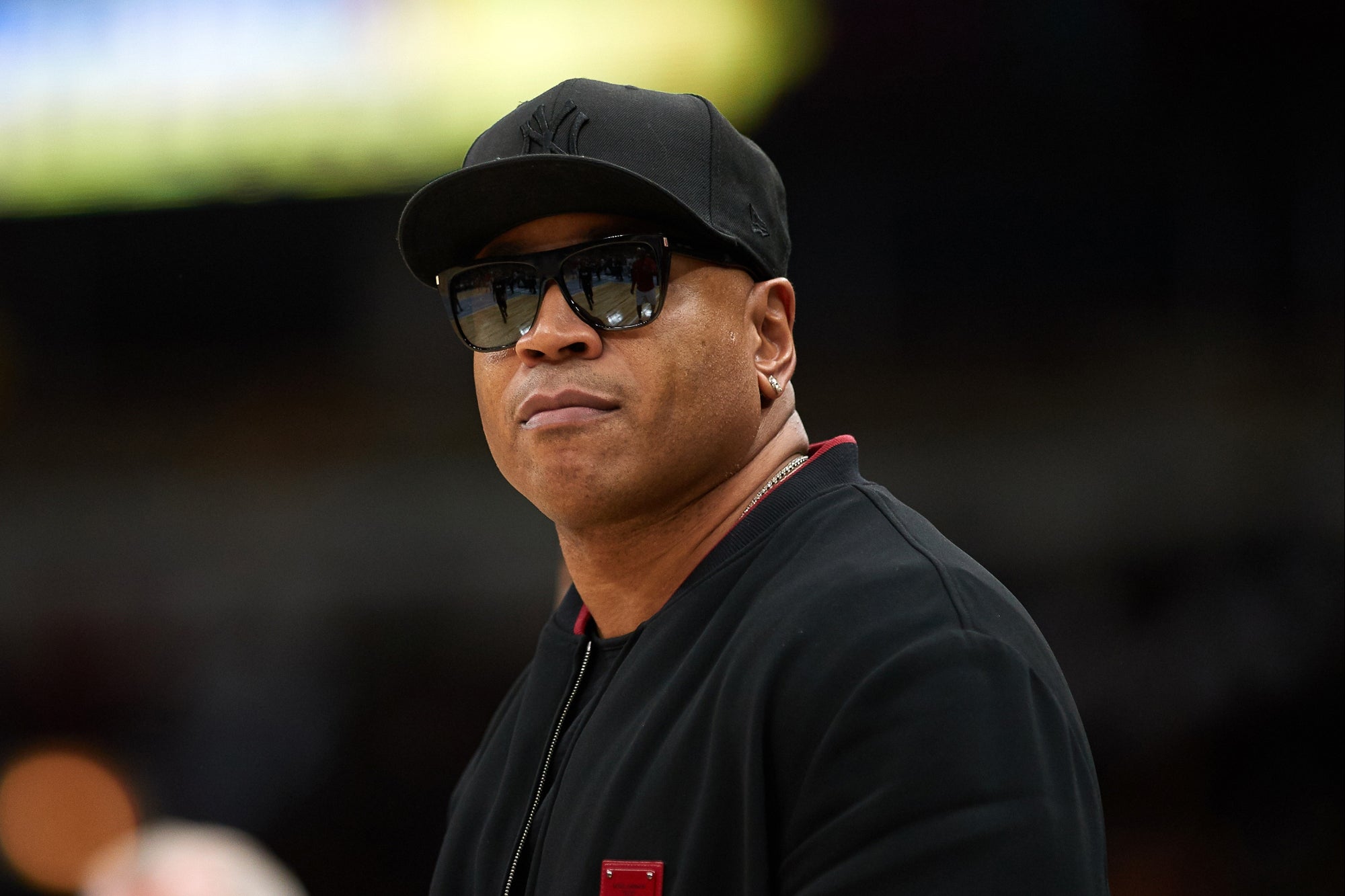 Daymond John Explains How LL Cool J Secretly Made a FUBU Commercial Out ...