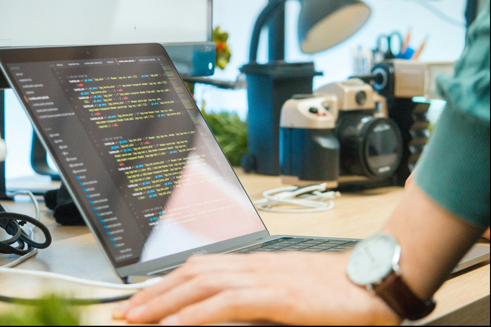 Even Knowing Basic Coding Can Put Your Business at a Competitive Advantage