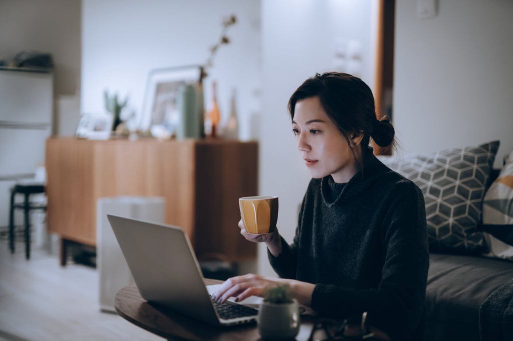 7 Strategies for Starting and Scaling a 7-Figure Business From Home