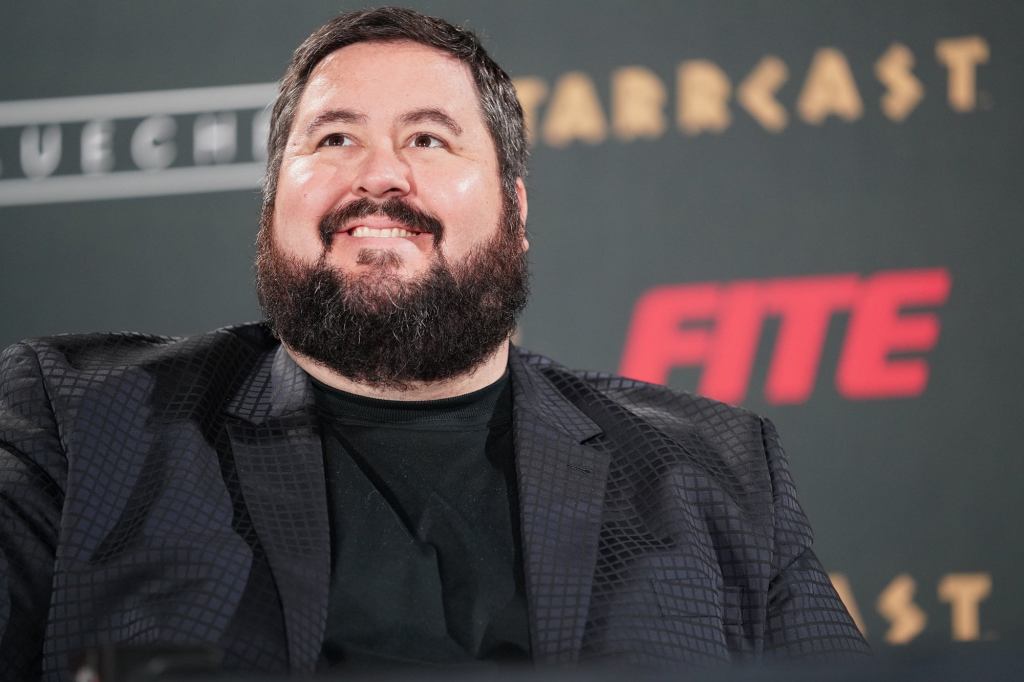 Conrad Thompson Runs a Successful Mortgage Brokerage and Pro-Wrestling ...