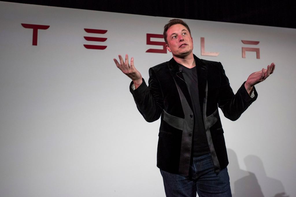 Elon Musk Says Fellow Billionaire Told Him 'Tesla Would Fail' 10 Years ...
