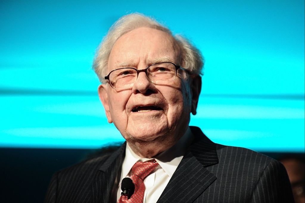 Warren Buffett's Berkshire Hathaway Reveals $4 Billion Stake in Major ...