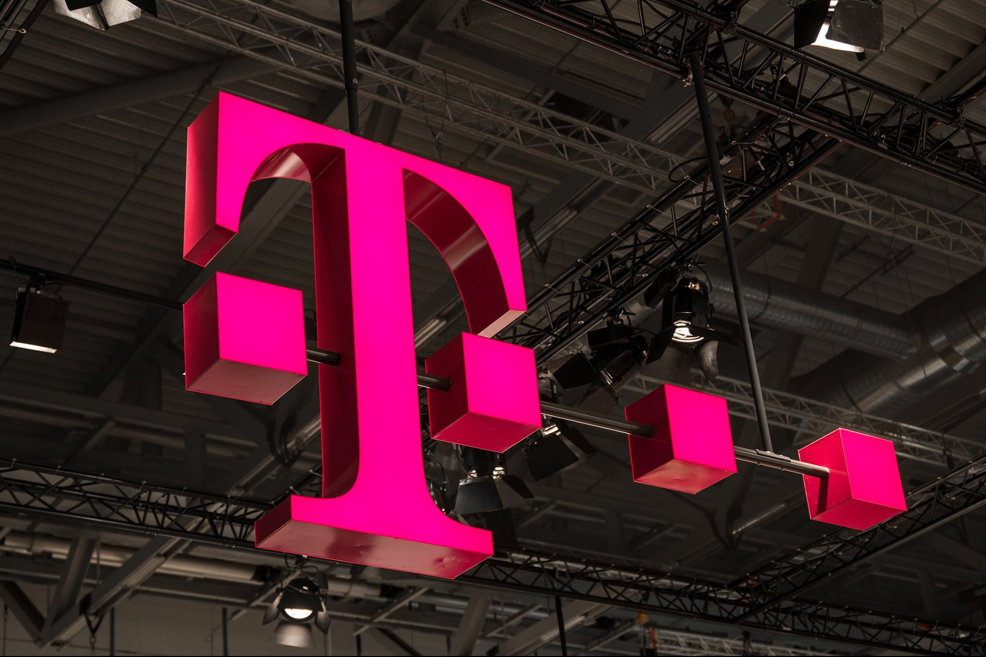 T-Mobile Outage: Is T-Mobile Down?