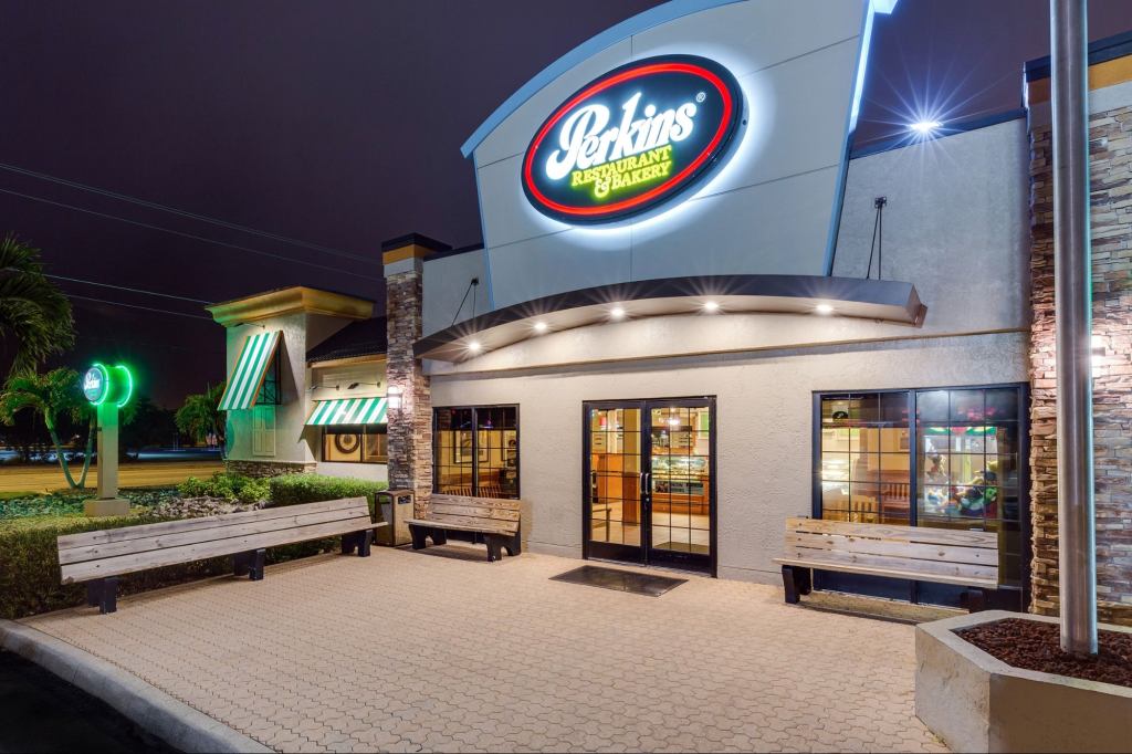 Perkins Drives Franchise Development with New Prototype, Elevated ...
