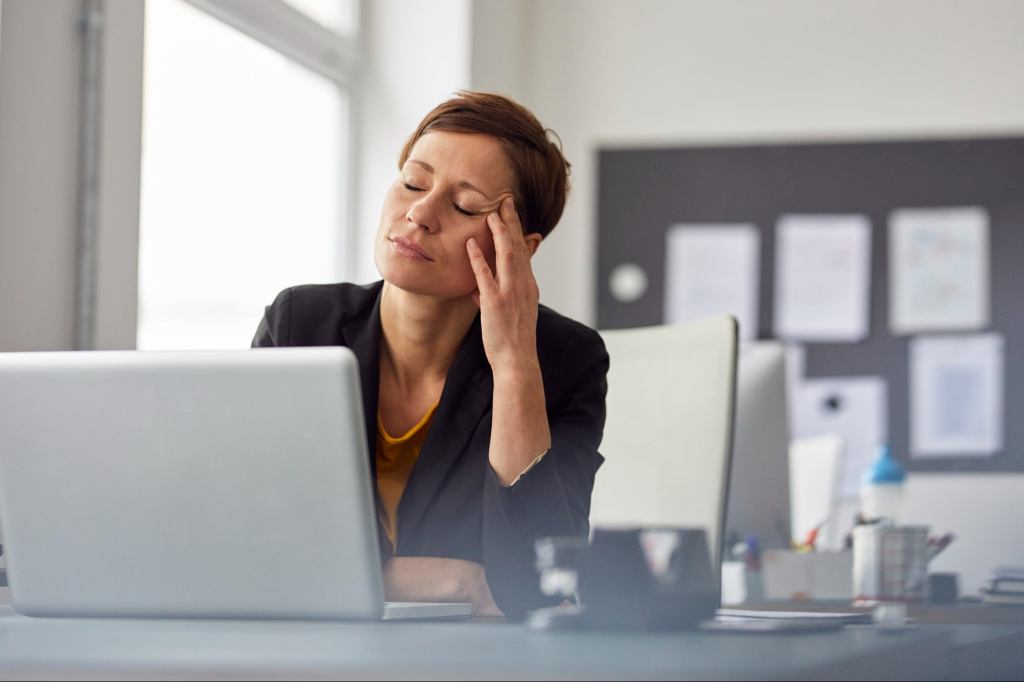 3 Strategies for Coping with Overwork Pressure