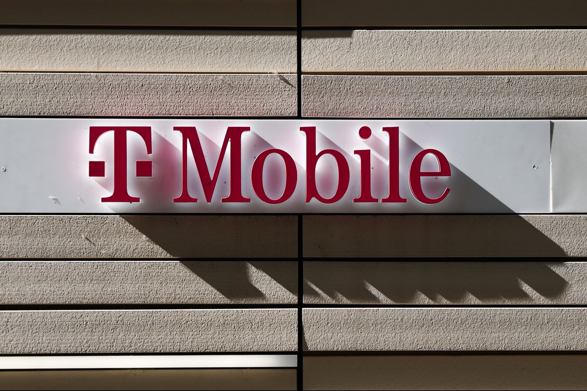 T-Mobile Data Breach Affects 37 Million, 8th Hack Since 2018