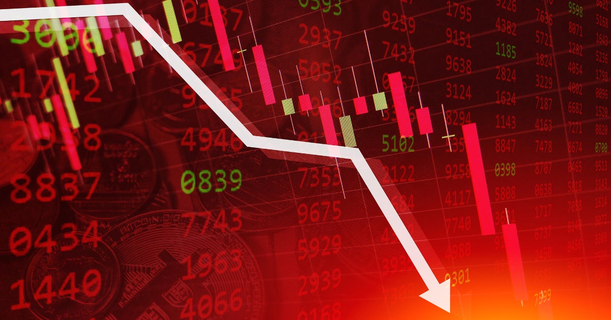 4 Lousy Stocks It's Time to Throw the Towel On