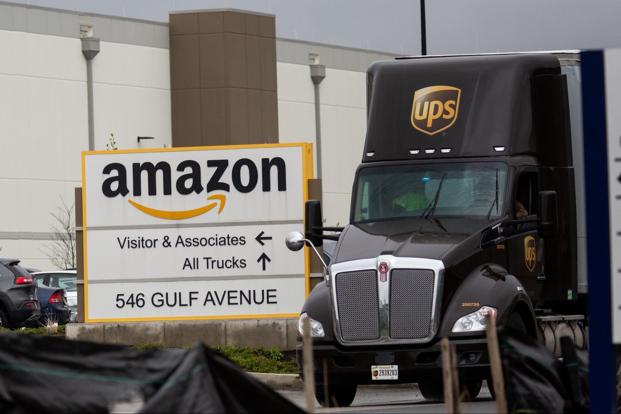 Amazon Is Now Charging a Fee to Make Some Returns at UPS
