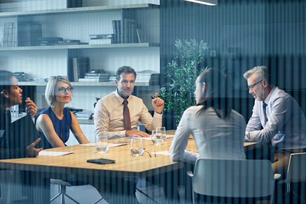 3 Tips for Leading Teams Effectively Through Adversity