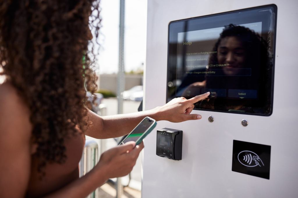 Kiosks: Types, Uses, and Profitability