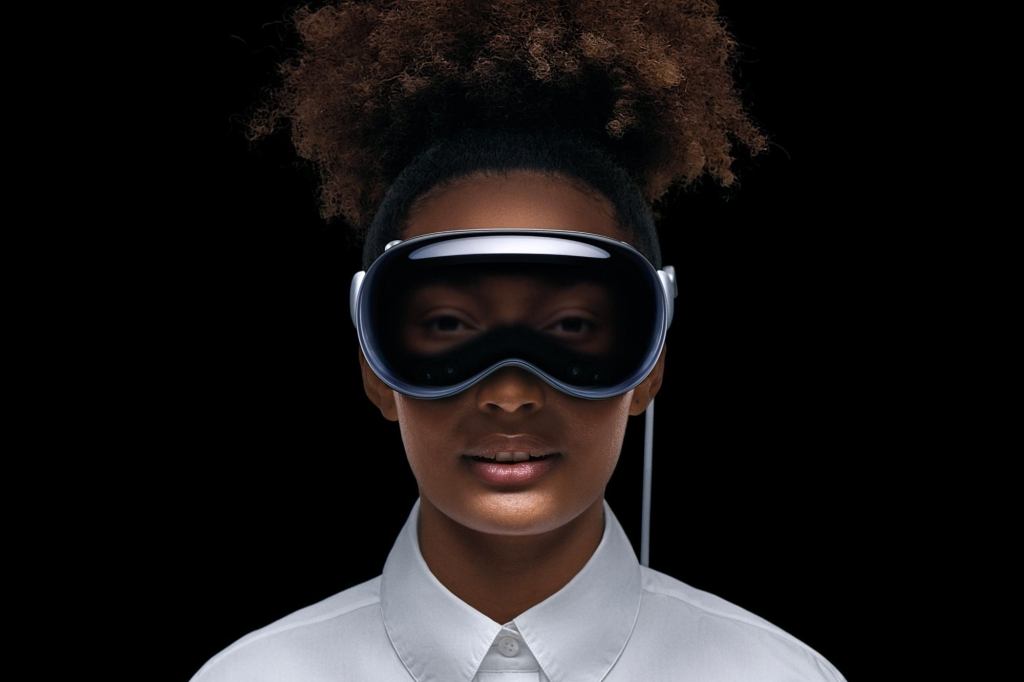 The Apple Vision Pro Will Revolutionize Remote Work — Just Not for ...