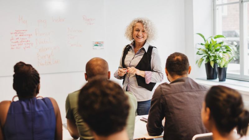 The 12 Best Jobs for Retirees and Seniors