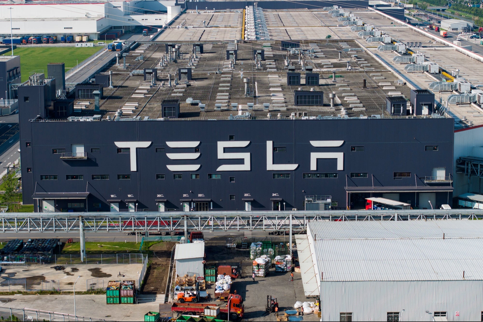 How Much Does Tesla Pay? See Employee Salary Data