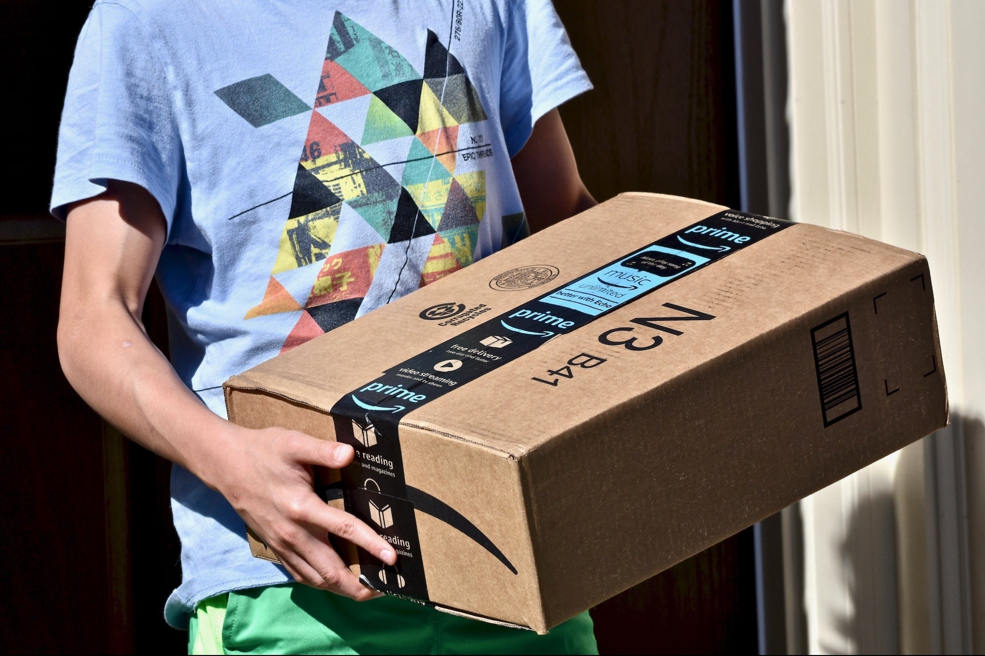 Amazon Is Paying Small Businesses to Help Deliver Packages
