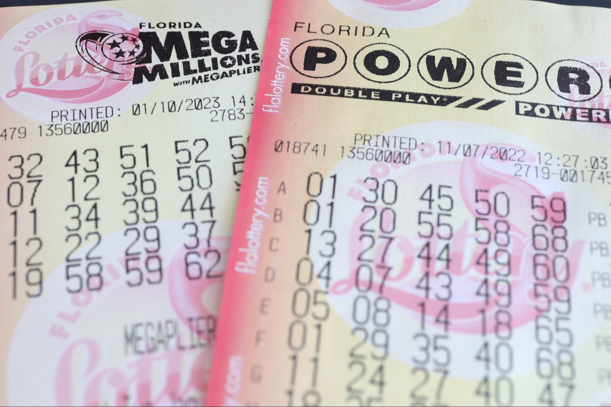 Mega Millions, Powerball Jackpots Combine to Hit $1 Billion