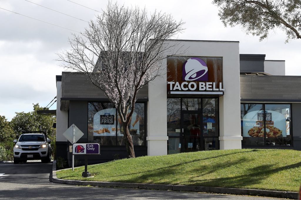 Taco Bell Pay-It-Forward Line Sparks Fight in Viral Clip