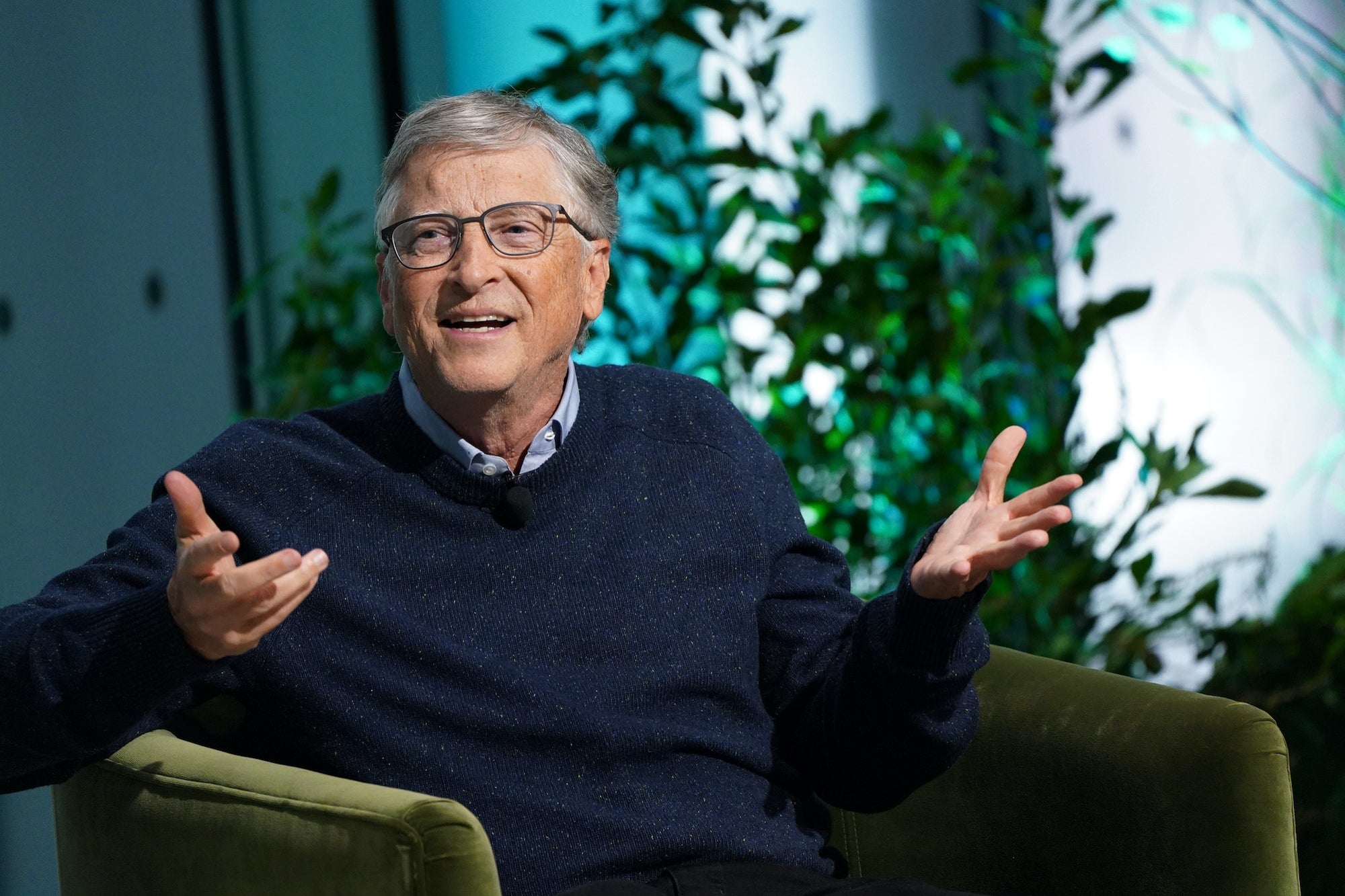 Why Bill Gates Used to Fly Economy When He Could Afford First Class