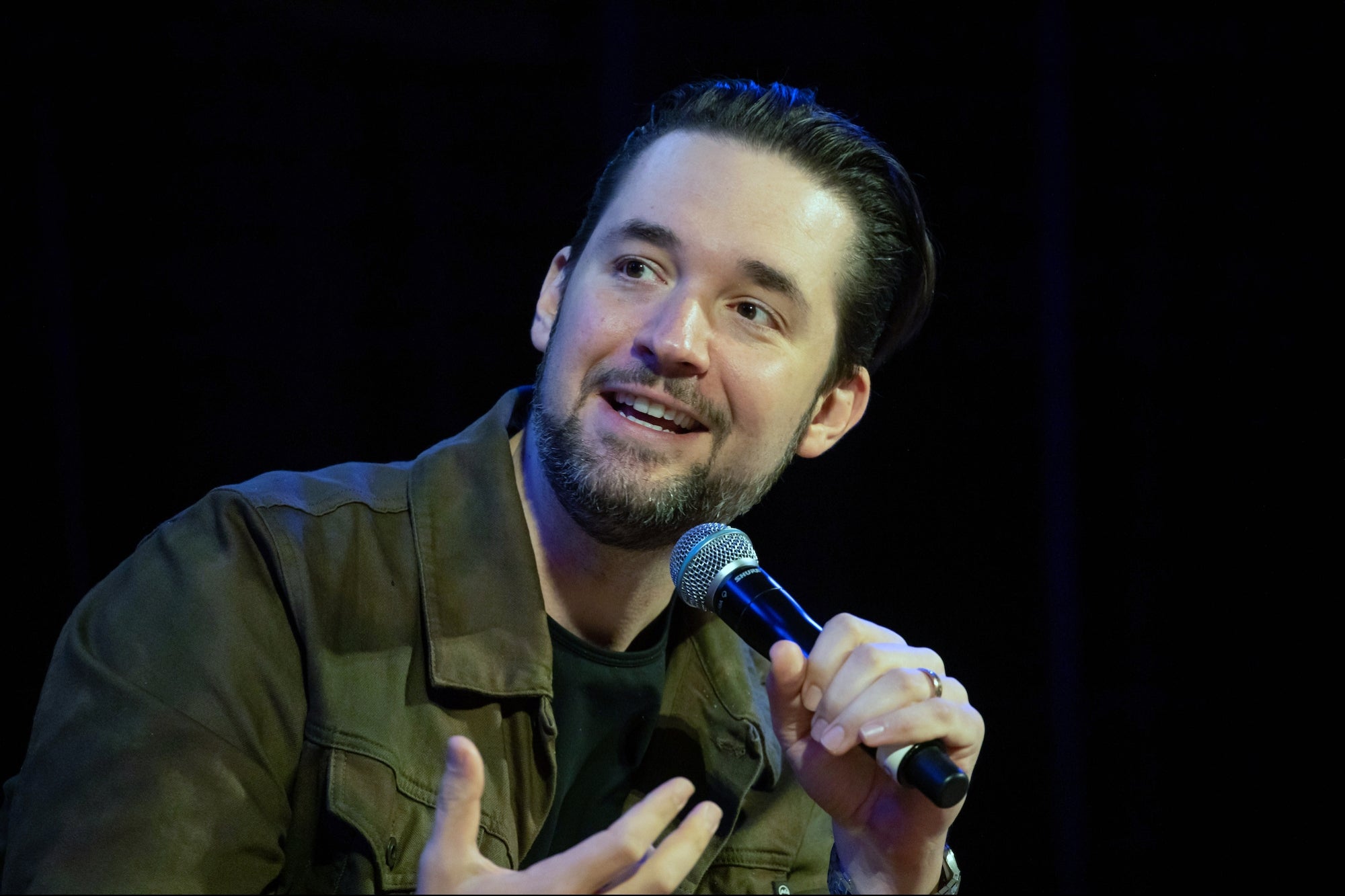 Alexis Ohanian Says the Surfer Mindset Is Best for Business