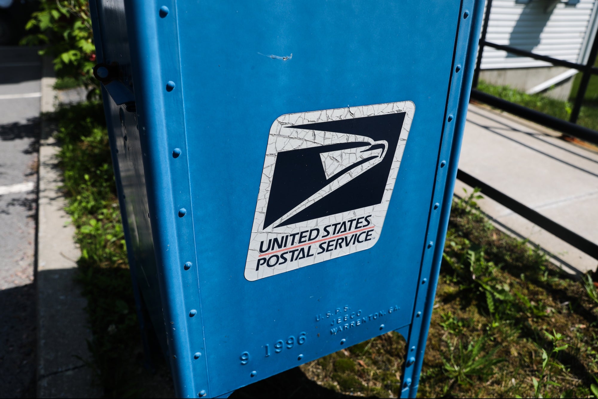 USPS Offering $100,000 for Mail Theft, Crime Information