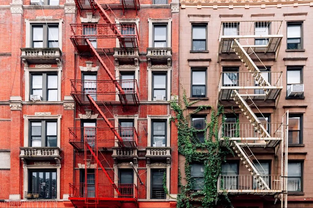 Rent Is Dropping in 27 U.S. Cities. Here's Where to Rent Now
