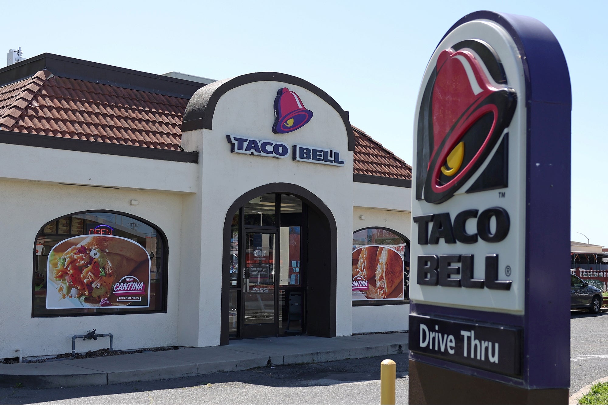 10 Interesting Facts About Taco Bell You Probably Didn't Know