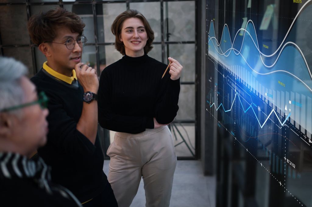 Why Leaders Must Embrace Digital Transformation to Stay Ahead of the ...