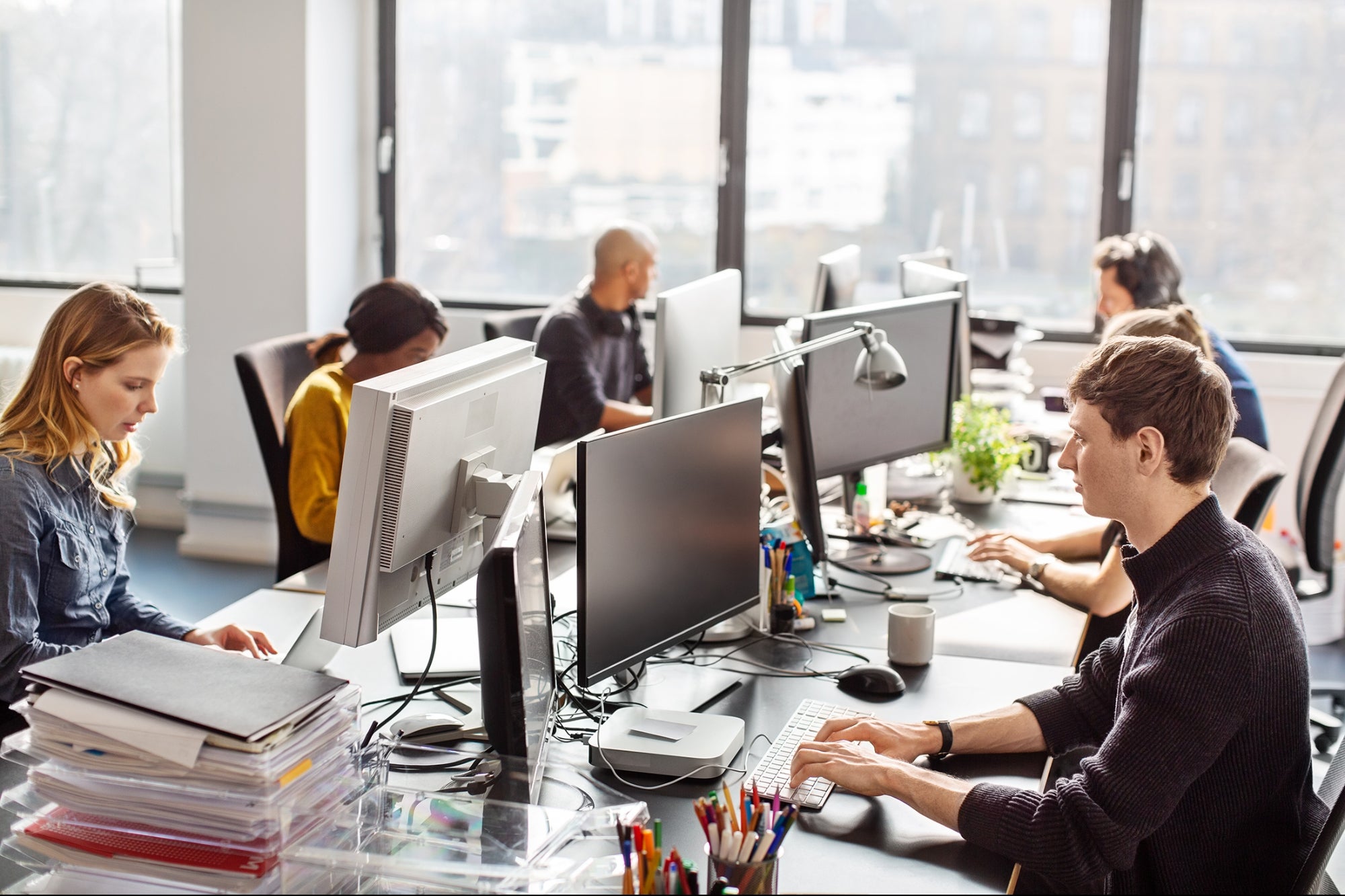 4 Ways to Help Your Entry-Level Hires Thrive in the Workplace