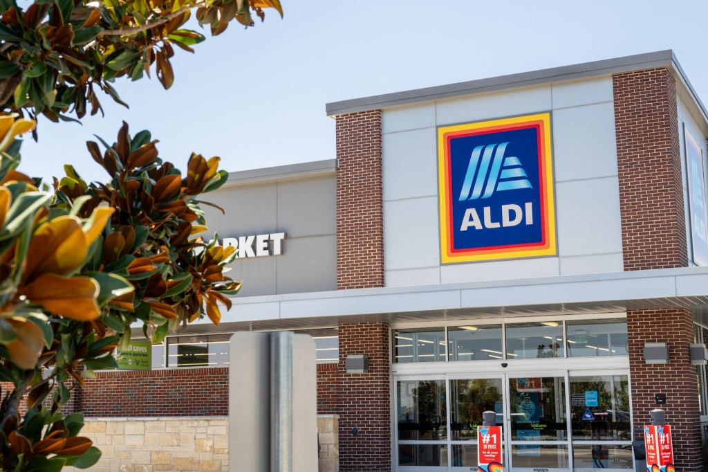 German Grocer Aldi Opens 180 Stores — Should Walmart Worry?