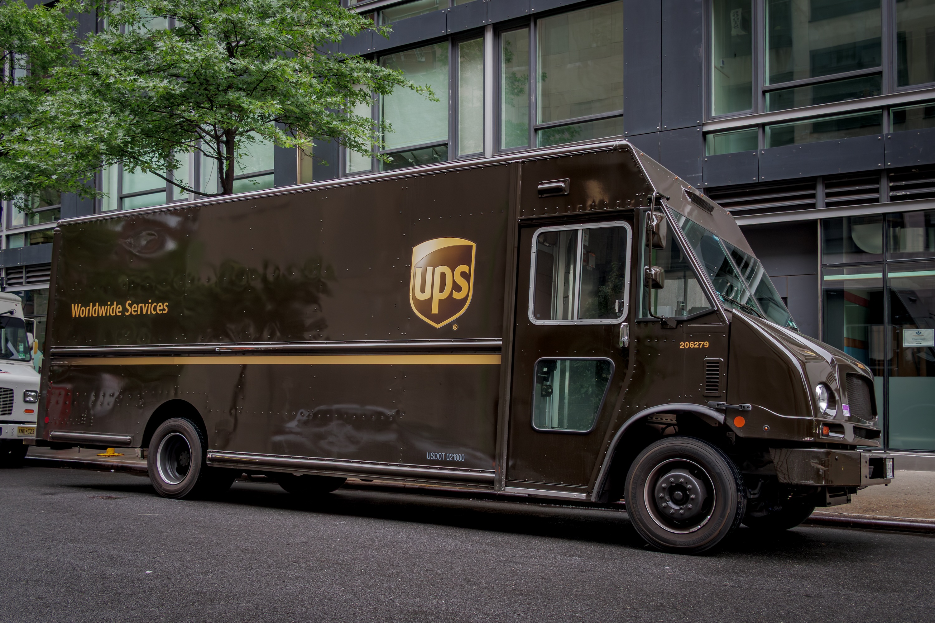 Why Delivery Giant UPS Is Eliminating 30,000 Jobs This Year