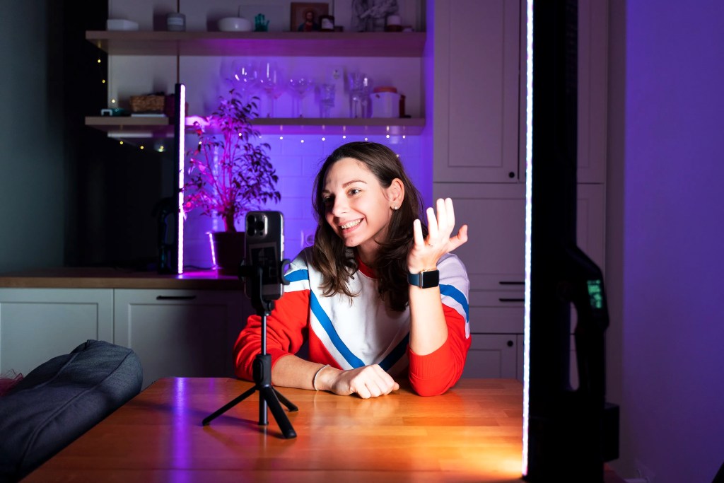Google, Microsoft Pay Content Creators Up to $600,000