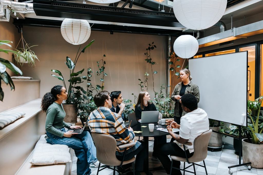 Great Leaders Do These 3 Things Differently When Scaling